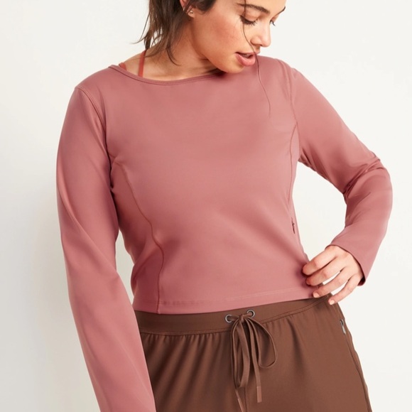 Old Navy | Tops | Old Navy Powersoft Longsleeve Cropped Performance Top ...